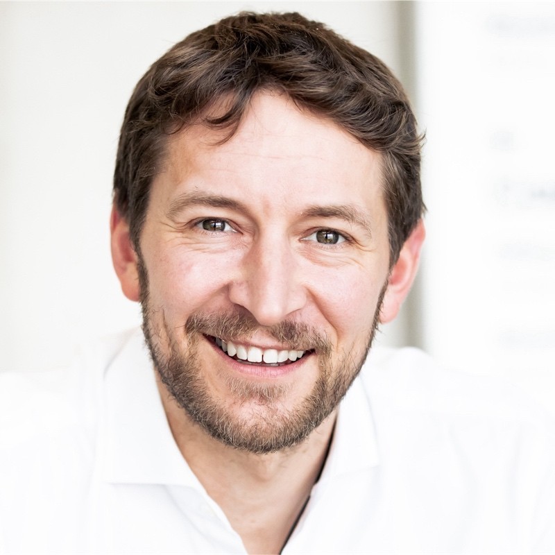 Dr. Matthias Ballweg