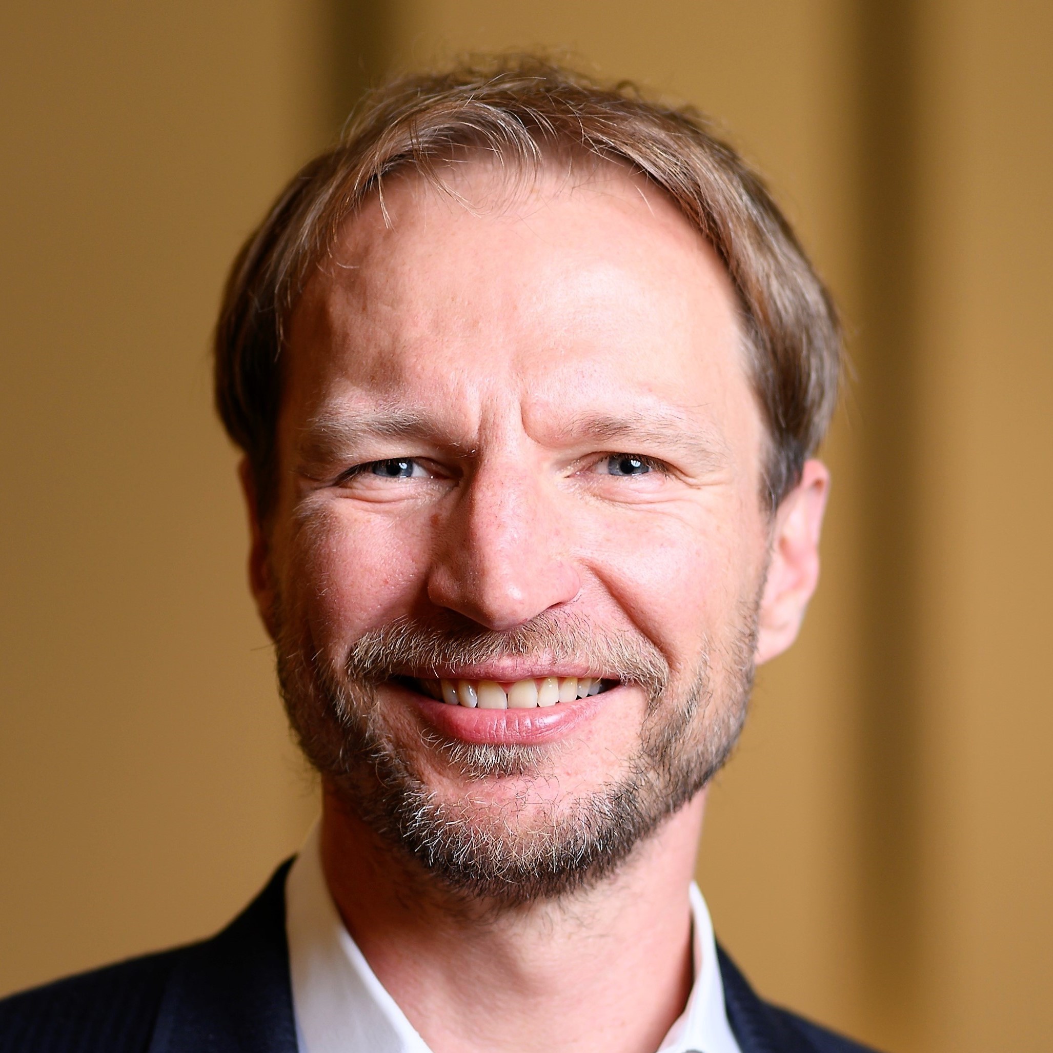 Dr. Felix Stellmaszek